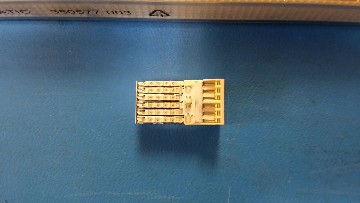 (5 PCS) 52057-102LF FCI High Speed / Modular Connectors 5 ROW 6 POS RA ...