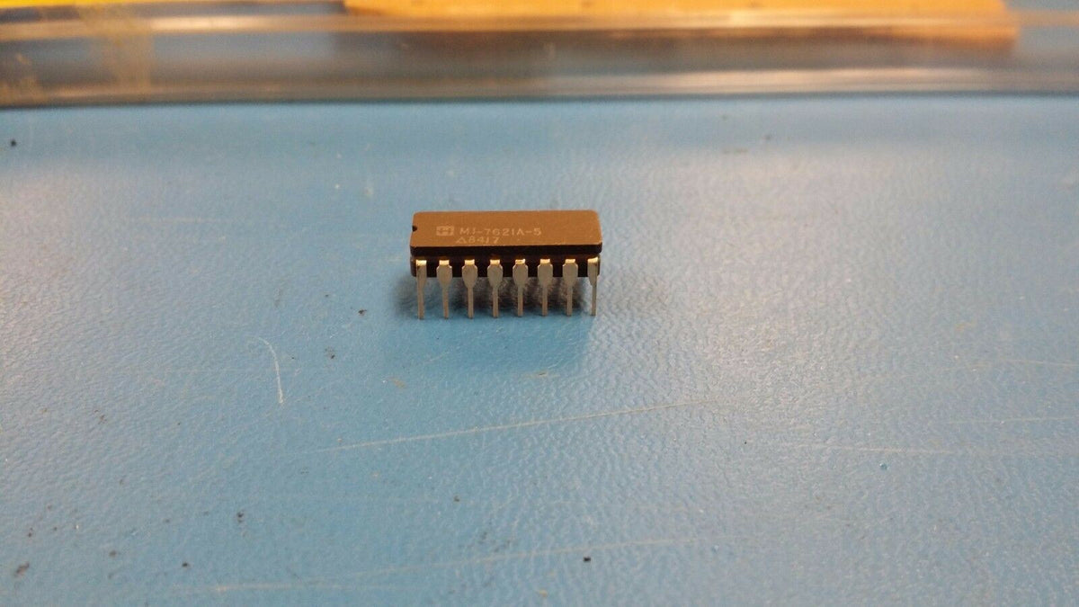 (2 PCS) HM1-7621A-5 HARRIS IC,PROM,512X4,TTL,DIP,16PIN,CERAMIC ...