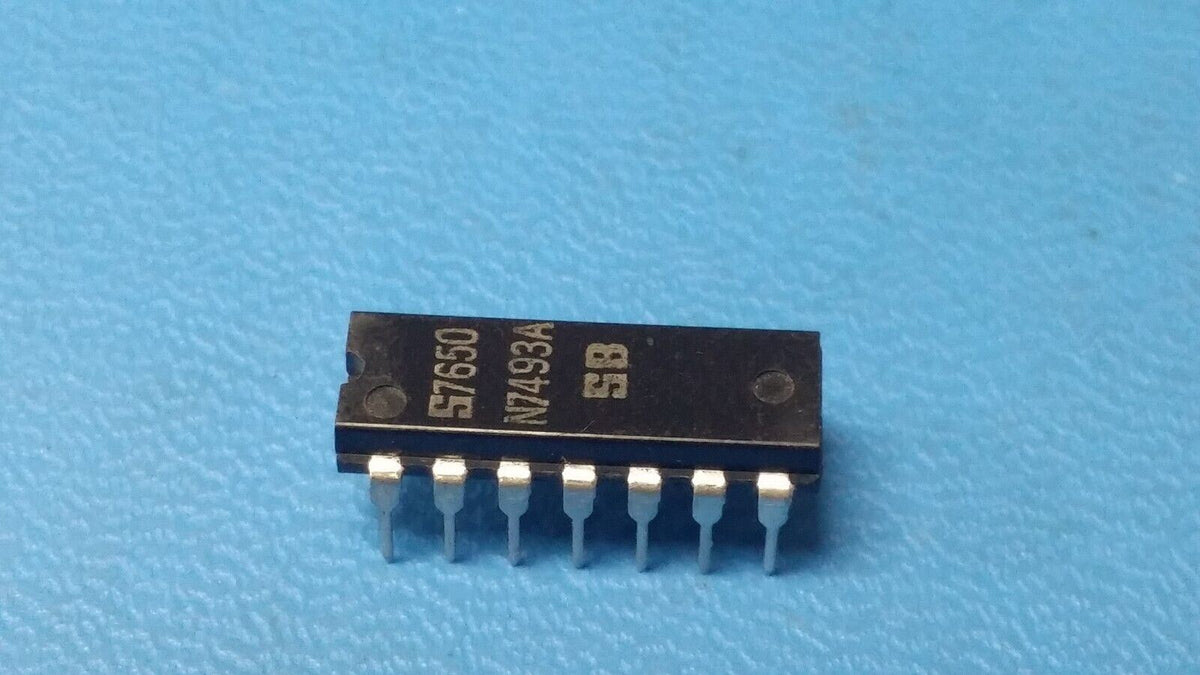 (2 PCS) 7493N SIGNETICS (1PC) 4 bit Binary Up Counter PDIP-14 ...